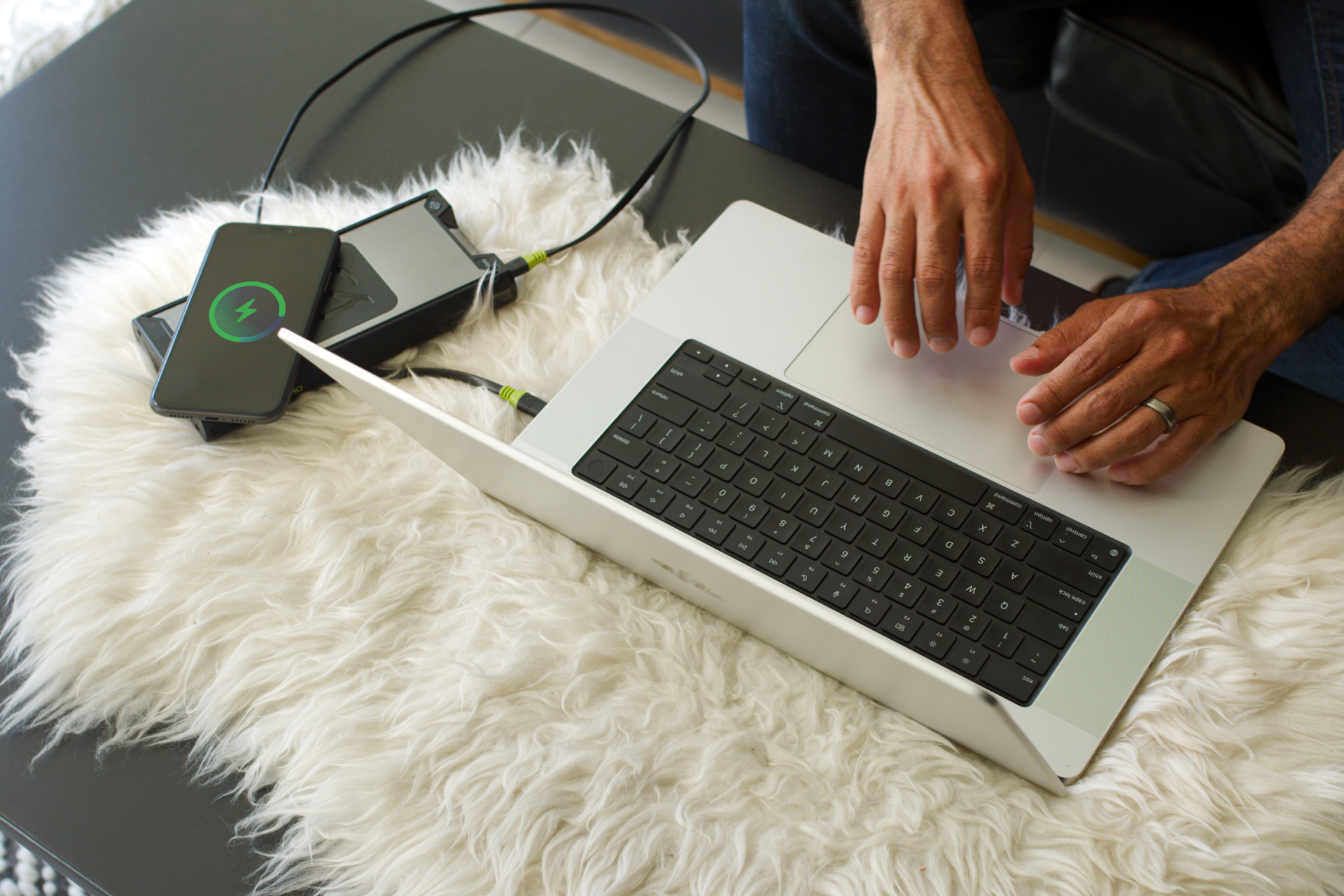 Goal Zero - Sherpa 100 PD V2 w wydajnym zestwie z panelem solarnym Nomad 20